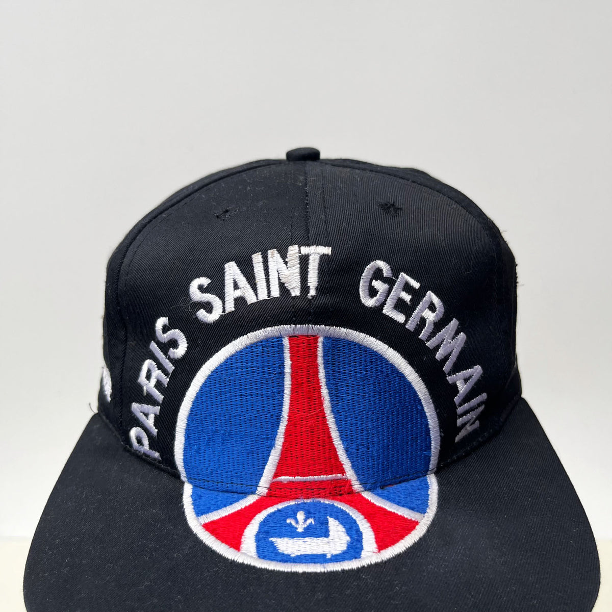 PSG PARIS SAINT-GERMAIN 90'S CAP – Temple of Nostalgia